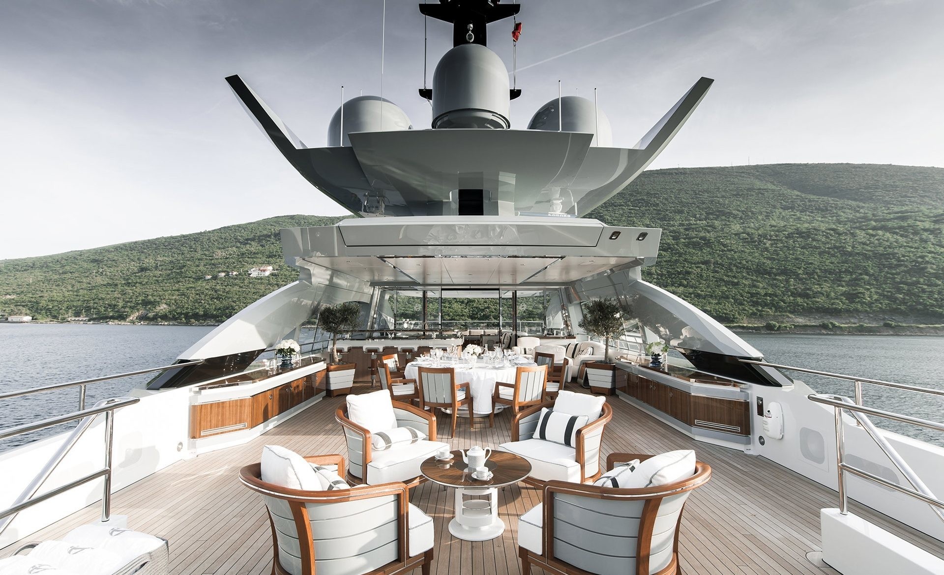 Yacht 70m Custom Superyacht, Heesen | CHARTERWORLD Luxury Superyacht ...
